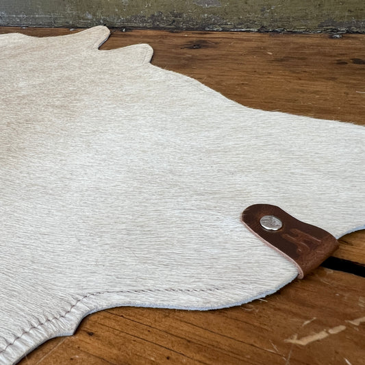Cowhide Centerpiece – Jill's Homestead