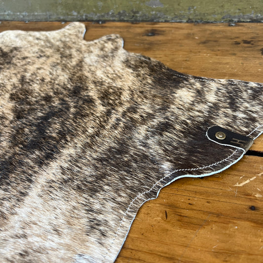 Cowhide Centerpiece – Jill's Homestead