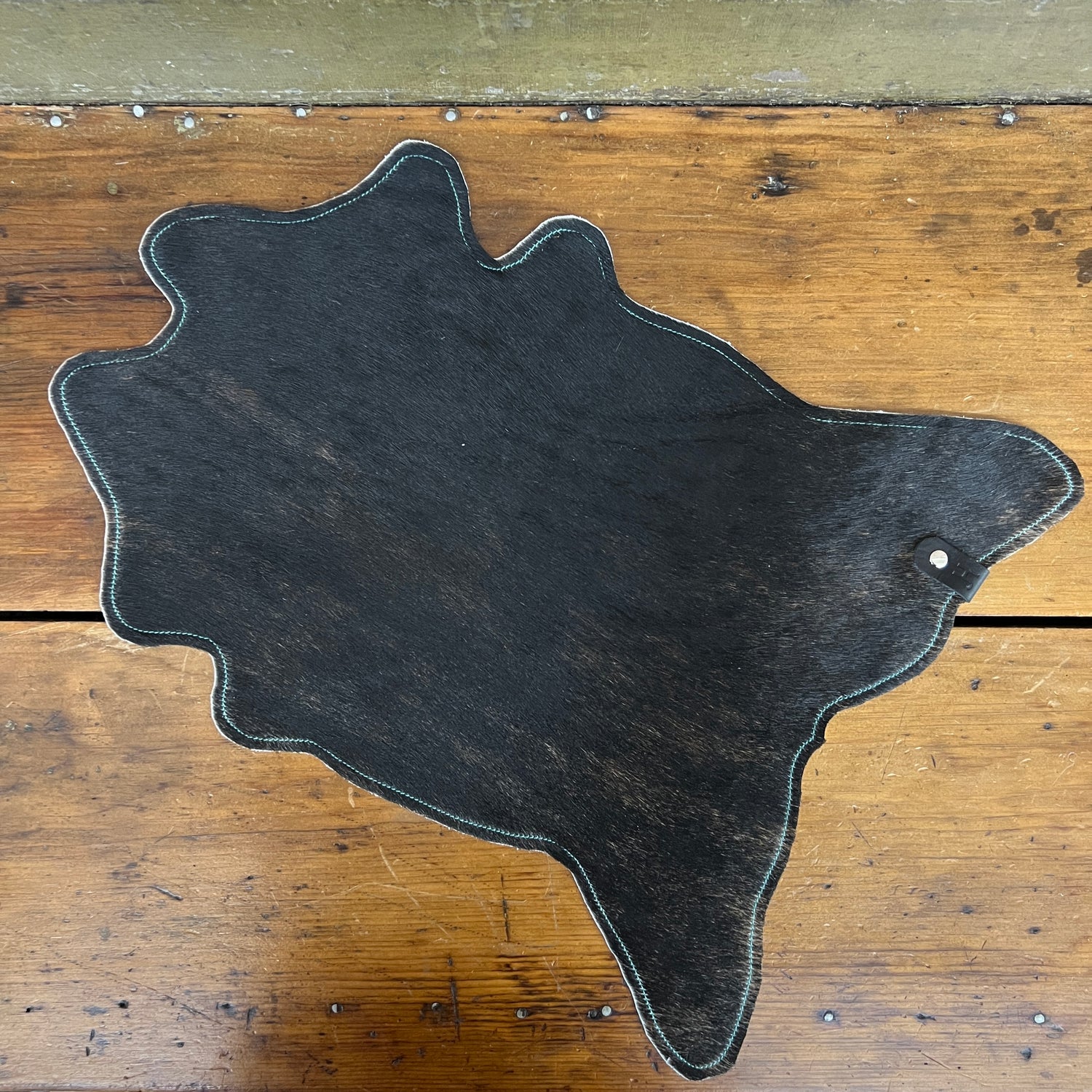 Cowhide Centerpiece – Jill's Homestead