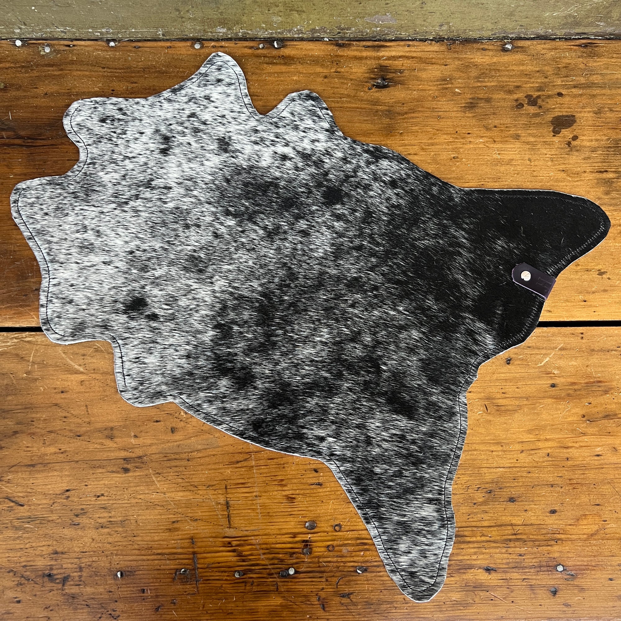 Cowhide Centerpiece – Jill's Homestead